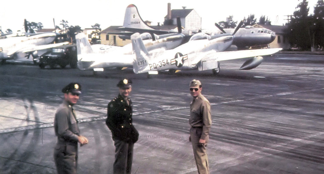 9 Top Facts About The F-82 Twin Mustang - Nuclear Companion: A nuclear ...